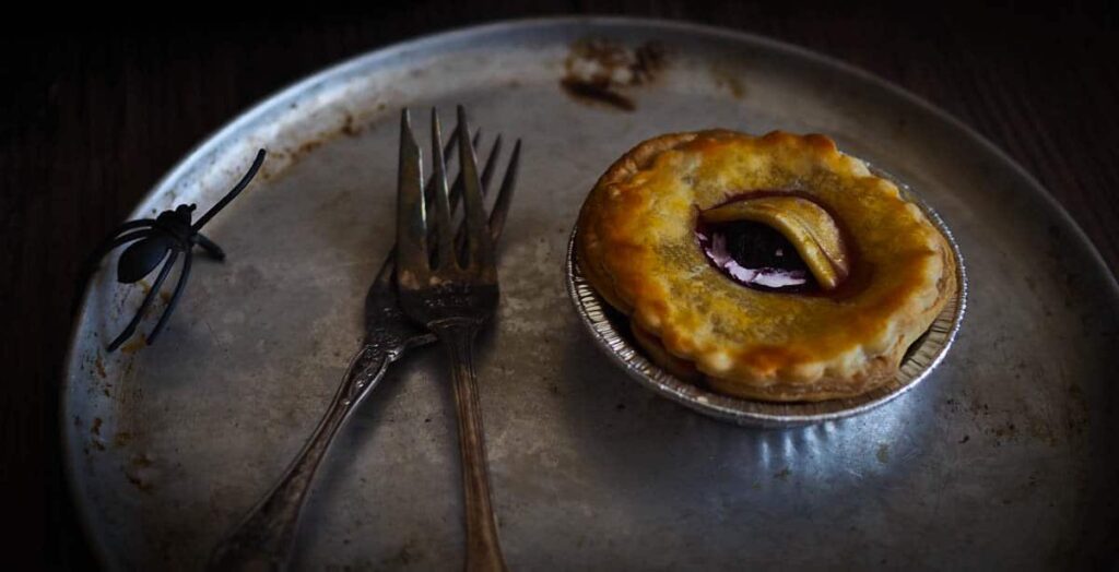 Fun and Spooky Halloween Pie Recipes | The Cagle Diaries
