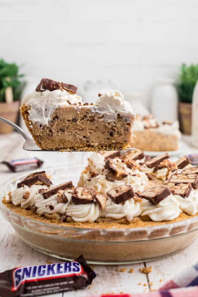 No Bake Snickers Pie | The Cagle Diaries